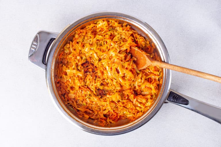 Russian Braised Cabbage Recipe (Тушеная капуста) - All We Eat