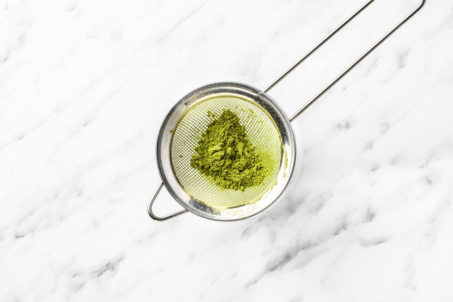 5 minute Homemade Matcha Latte Recipe - All We Eat